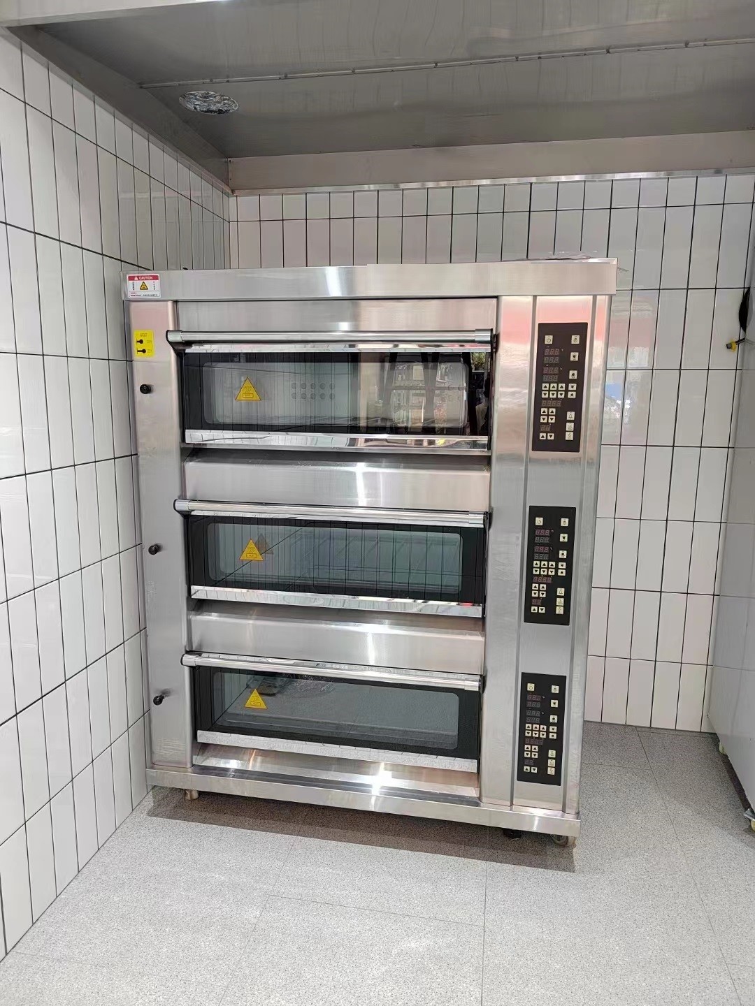 Modular Bakery Deck Oven 40X60cm 3 Deck 9 Tray Gas Oven With Steam ...